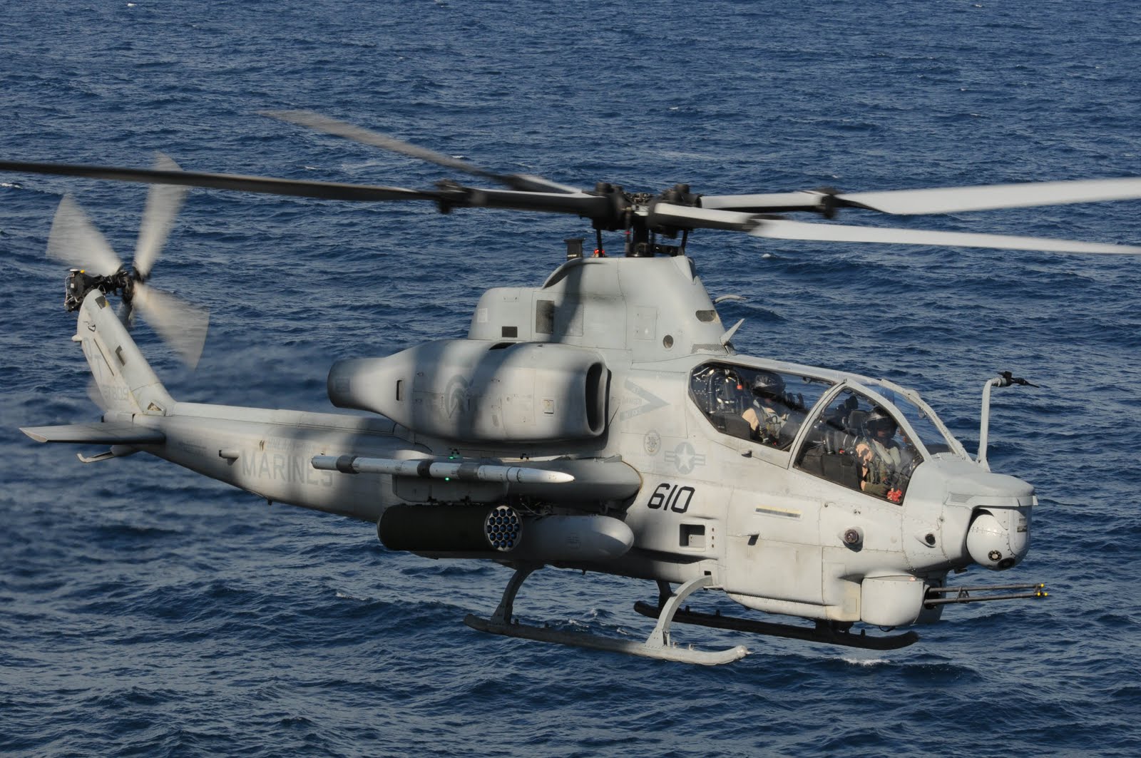 Helicopter Photos: AH-1Z Cobra