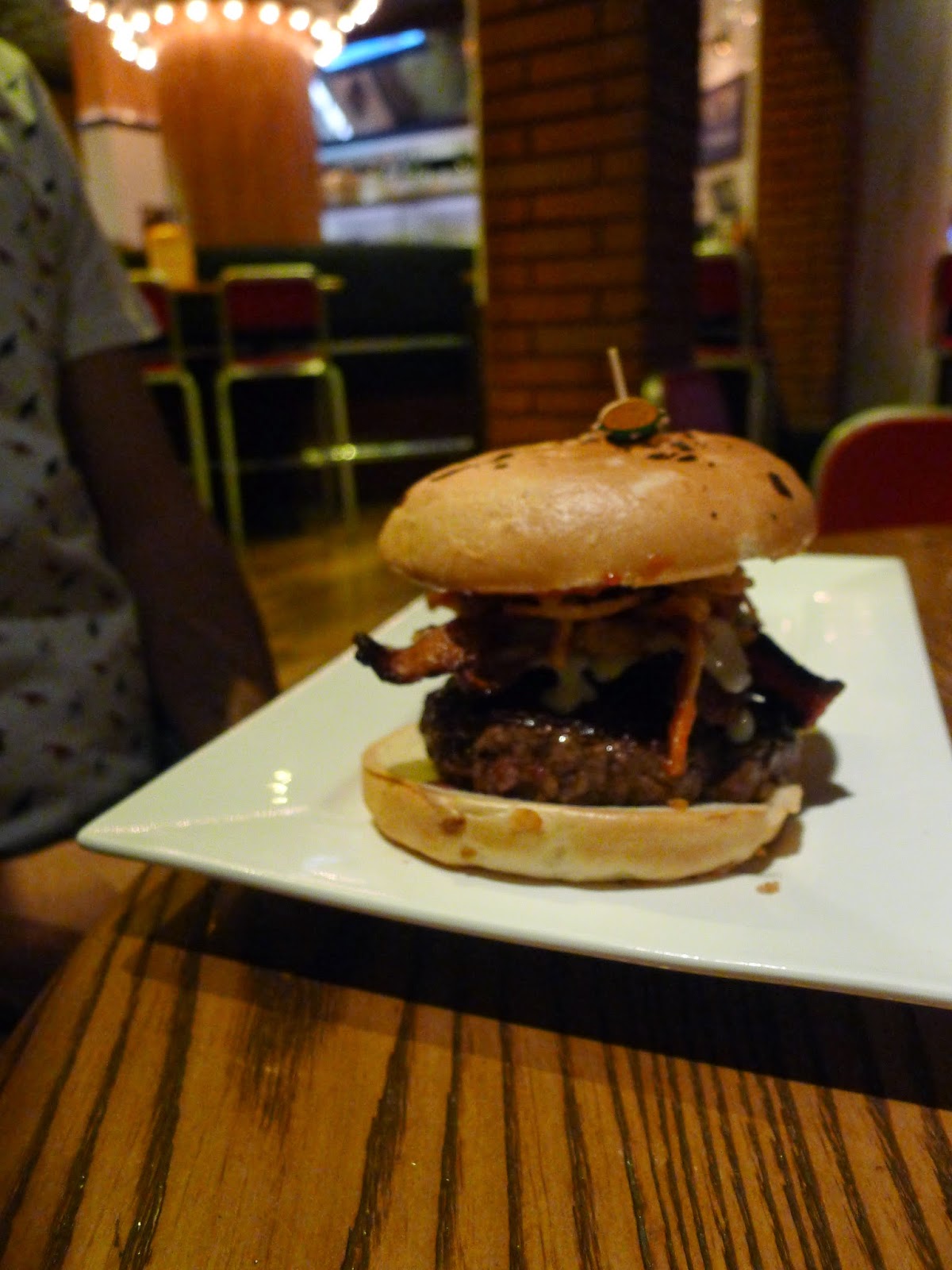 Bread and olives: Broadway Burger bar, New York New York, Las Vegas