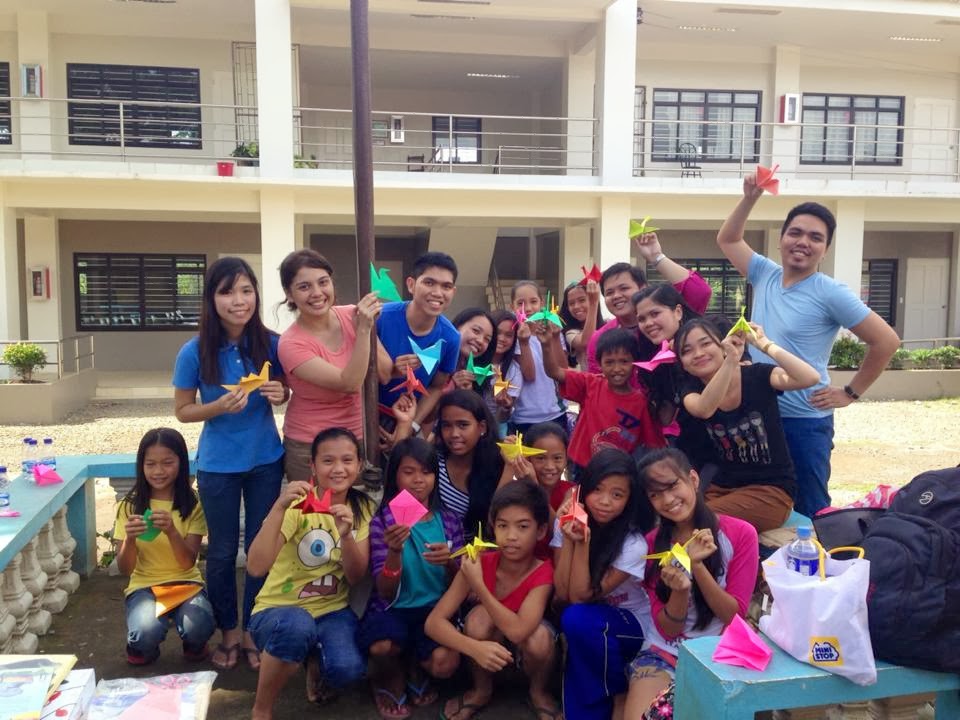 School Librarian in Action: Filipino Librarians Volunteer as Storytellers