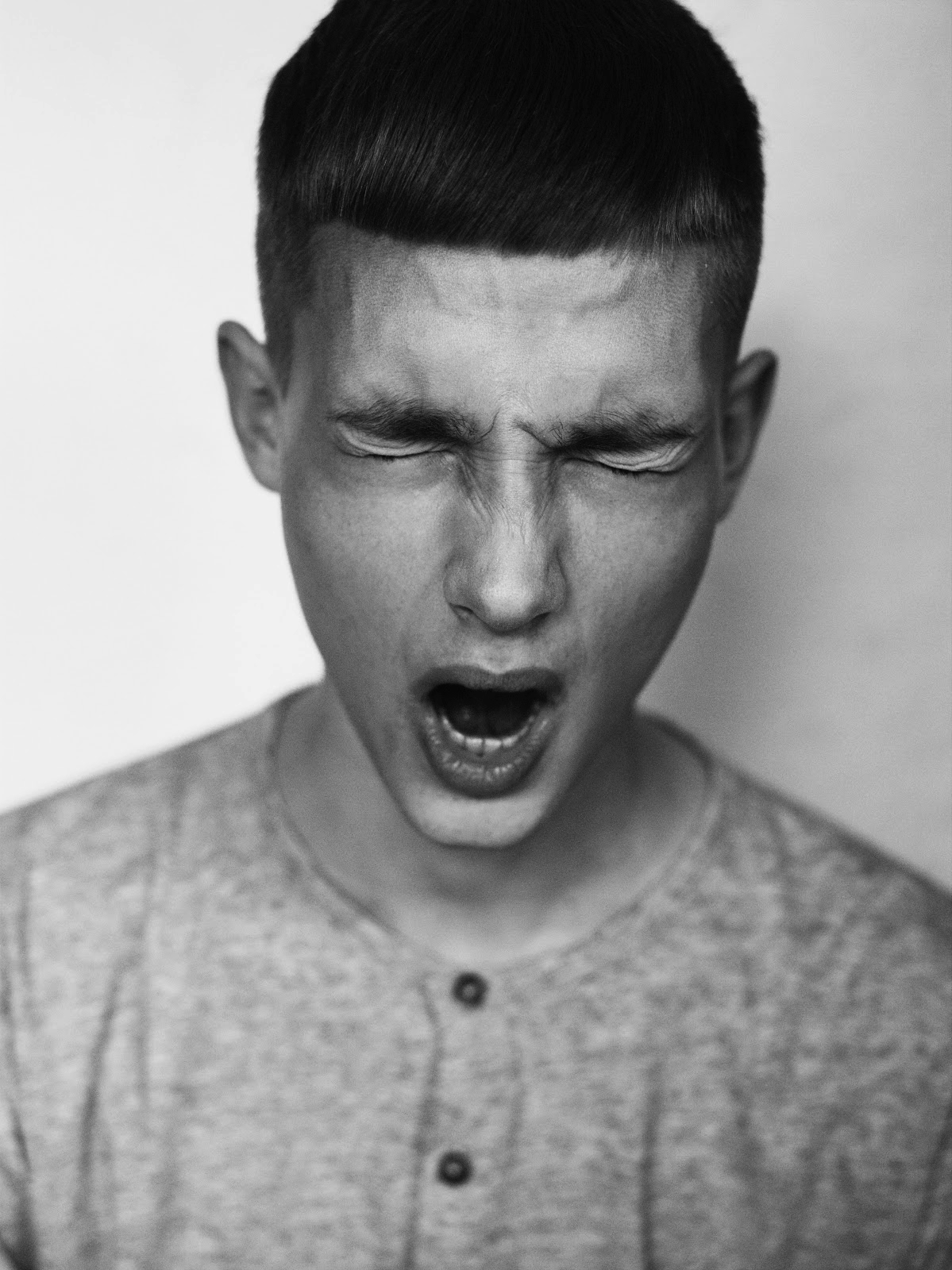 discoFlesh.: WAKING UP / YELLING