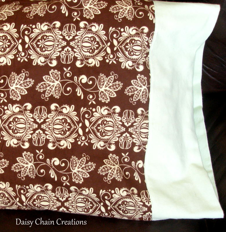 Daisy Chain Creations: Sowing While You Sew--Week 4