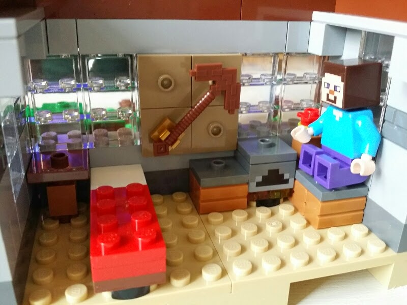 REVIEW: LEGO Minecraft | The Test Pit