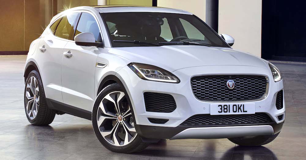 ジャガー、新型SUV「E-PACE」を発表！ワールドプレミアでバレルロールを成功させギネス記録を樹立。 - Idea Web Tools | 自動車とテクノロジーのニュースブログ