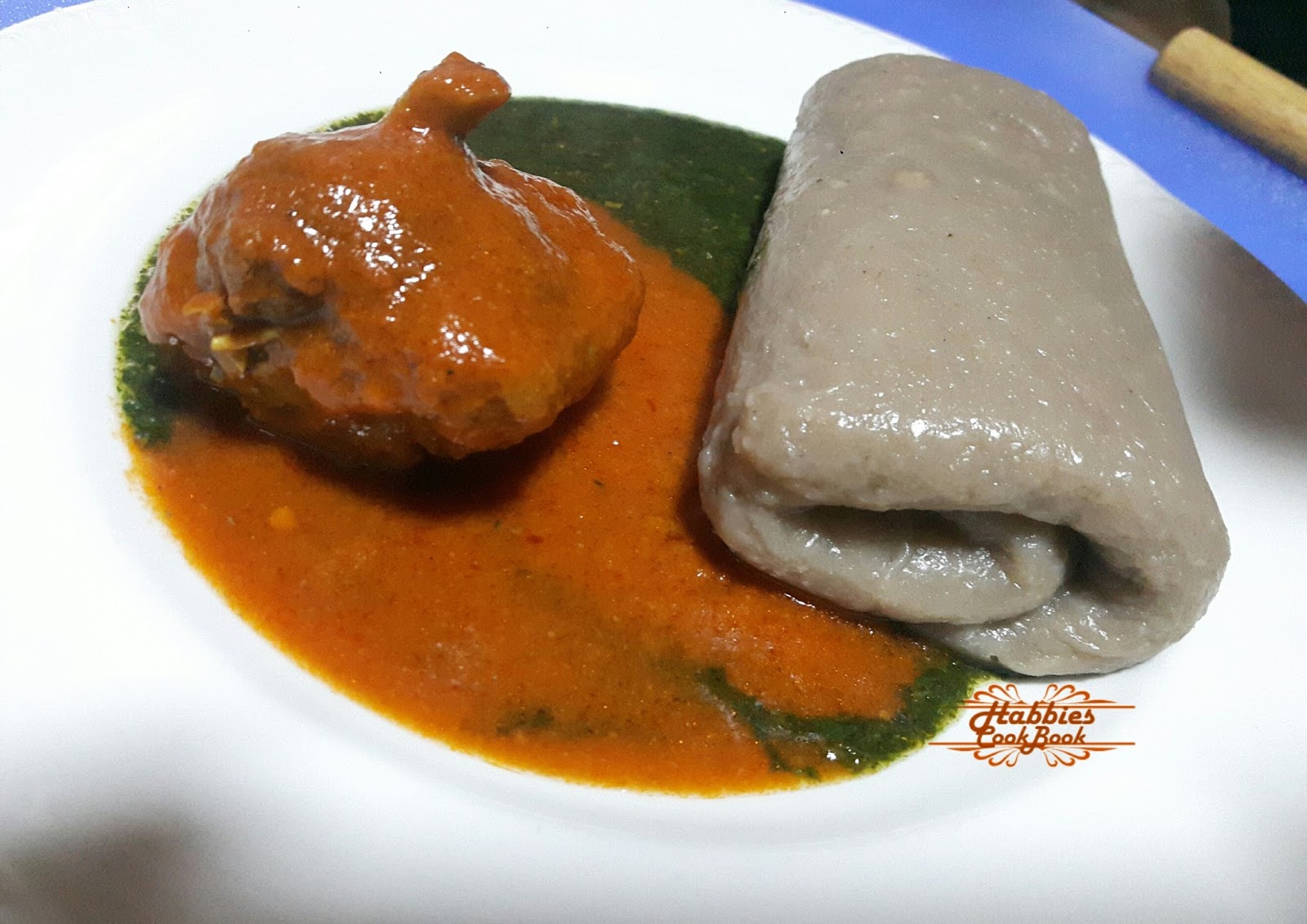 Habbies CookBook: HOW TO MAKE EBA / AMALA ROLL
