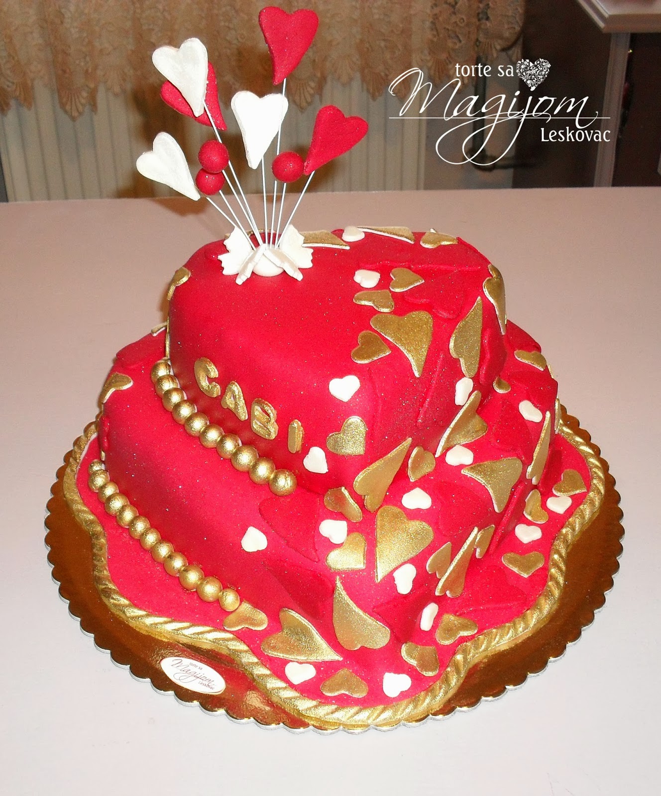 Torte sa Magijom Leskovac :::: Torta Srce - Spratna