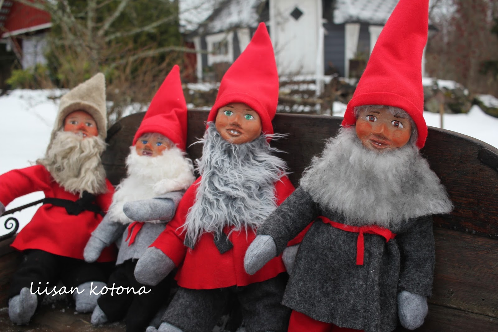 Liisan kotona: Tonttutehtailua