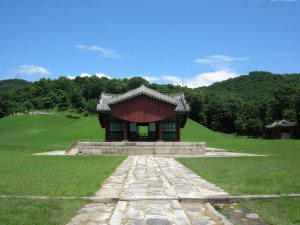 Life's Journey: Makam Myeongneung | The Tombs of King Sukjong, Queen ...