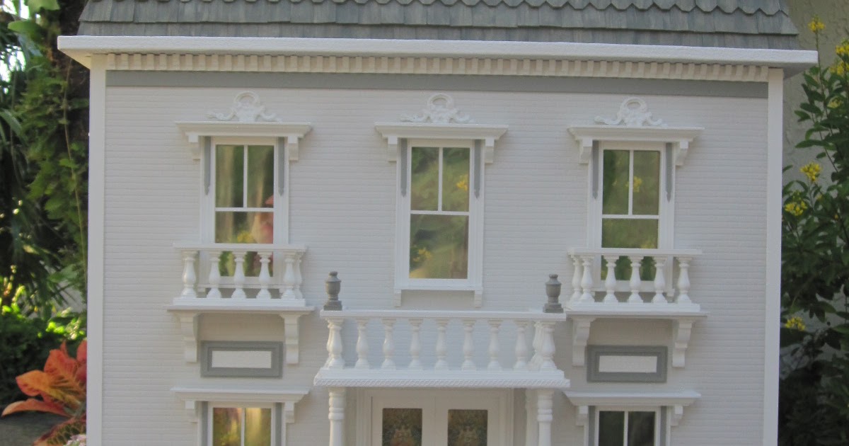 Dollhouses by Robin Carey: No 9 Gray Brick Manor