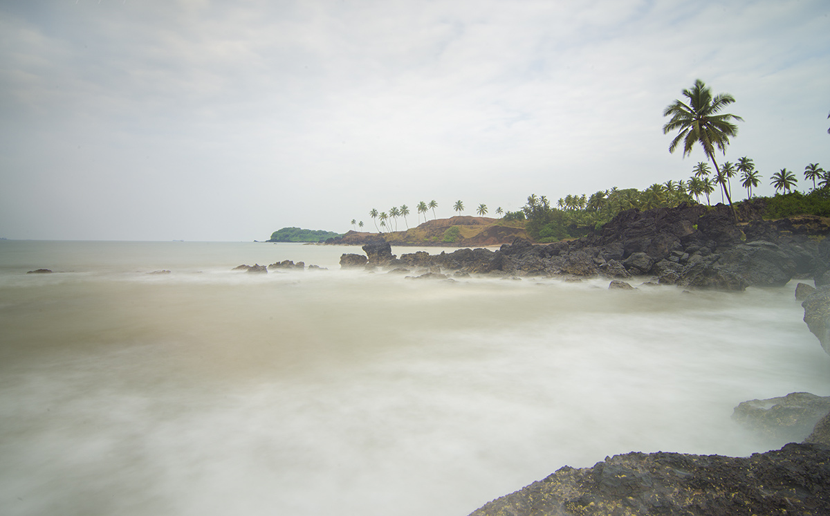 Redi Beach | Konkankatta.in