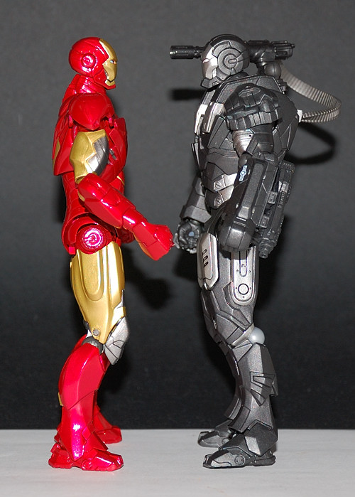 Come, See Toys: Revoltech War Machine