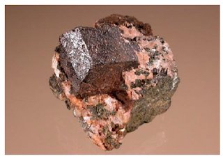 Tinjauan Pustaka Mineral dan Batuan - DIVERGEN M.O.R