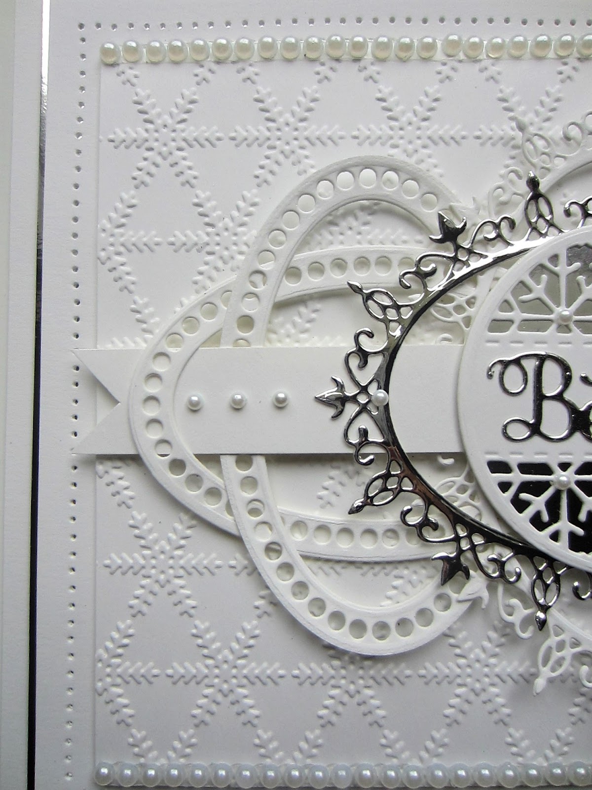 PartiCraft (Participate In Craft): Christmas Buckle Card