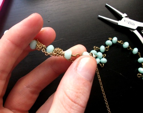 Miss Lovie: Wrap it Up Necklace-A Tutorial