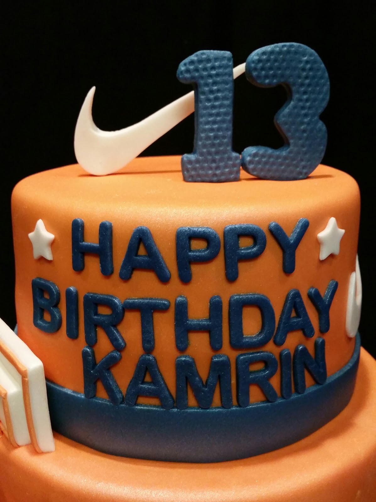 MyMoniCakes: Basketball, Xbox and Nike cake