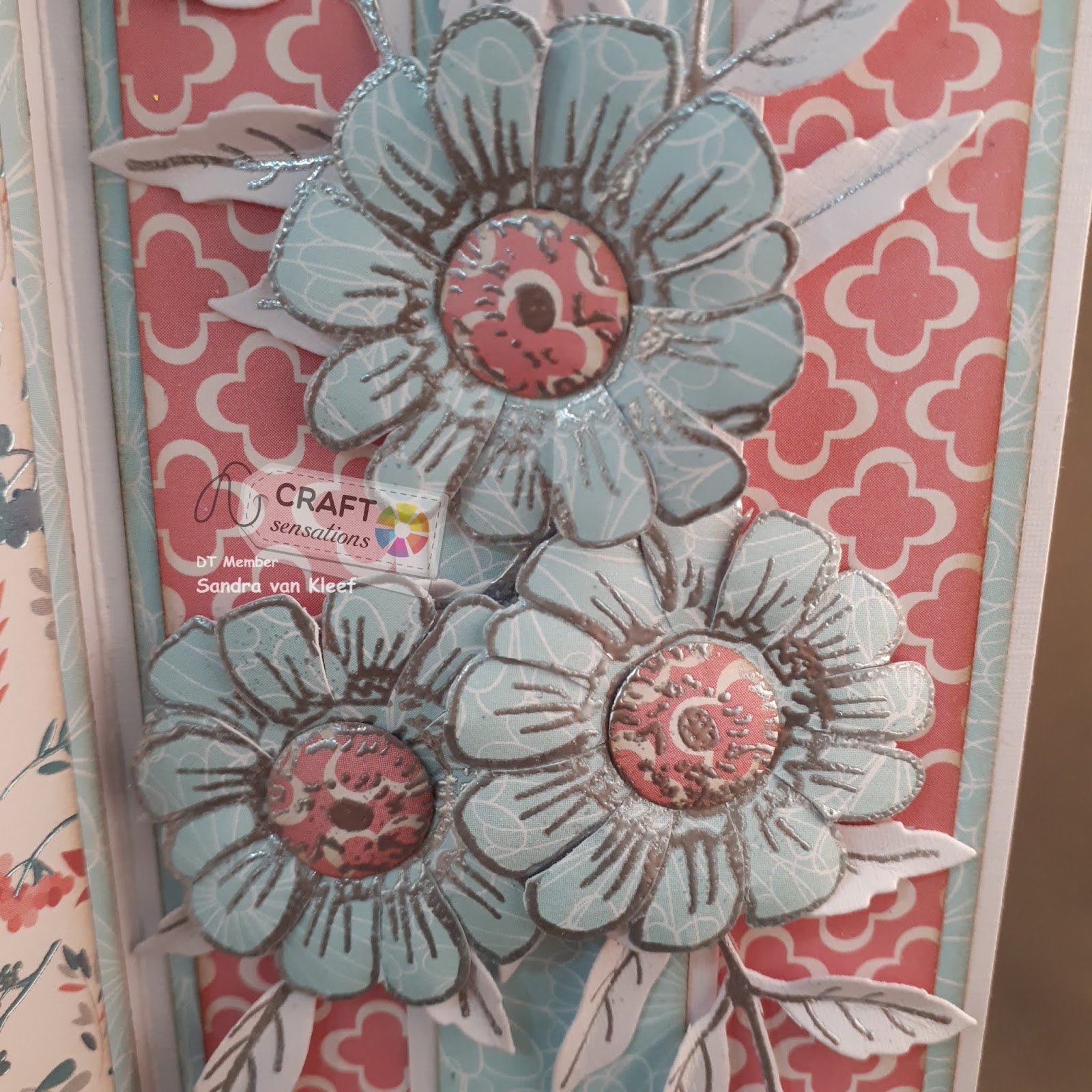 Craft Sensations: Side panel fold card