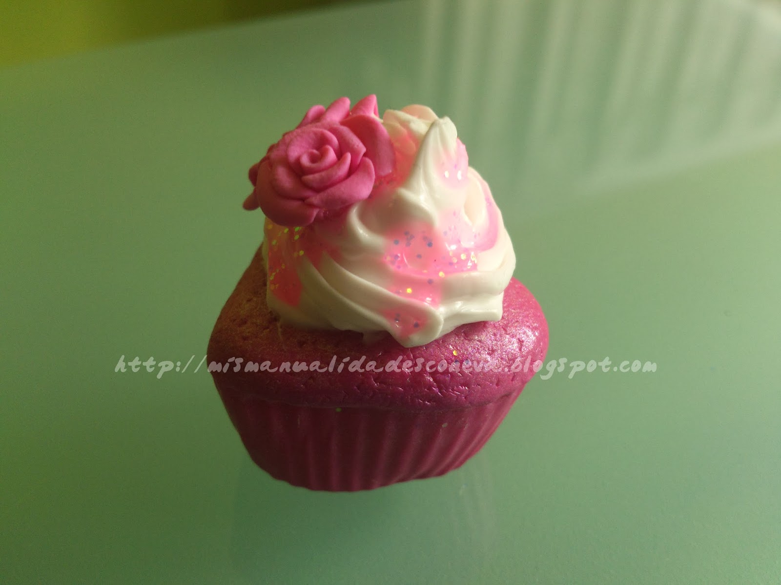 MIS MANUALIDADES CON EVA: MINI CUPCAKE DE FIMO
