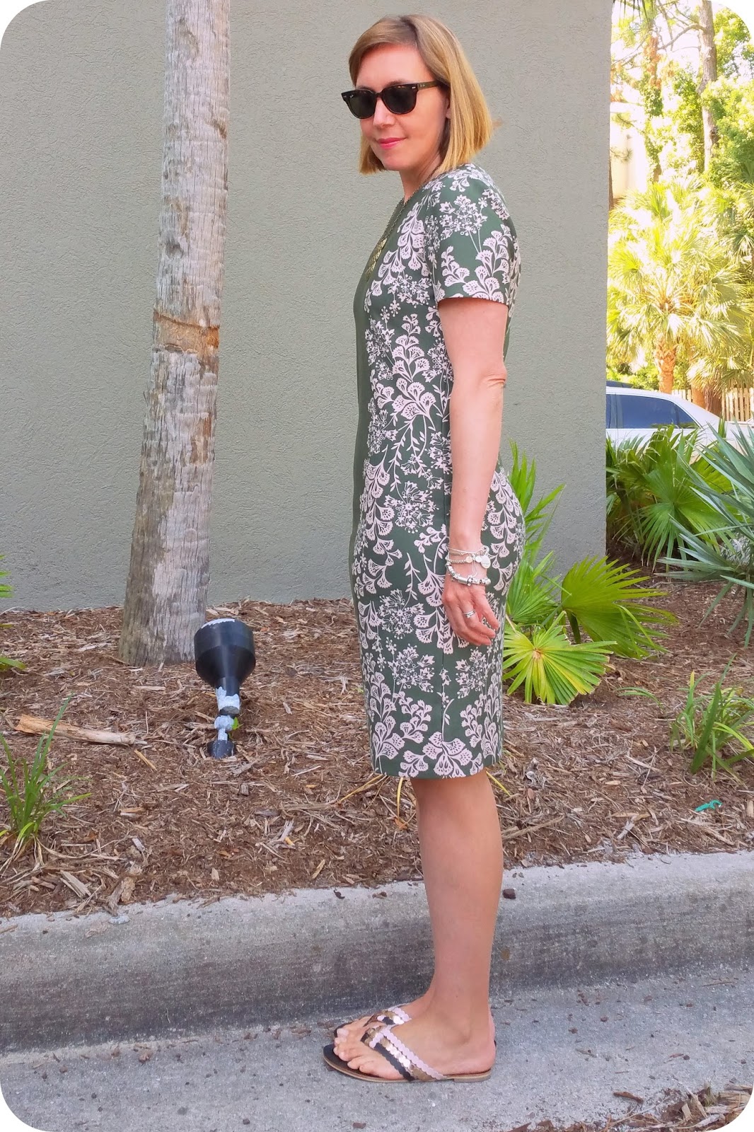 My Superfluities: Boden: Floral Ponte Dress Review.