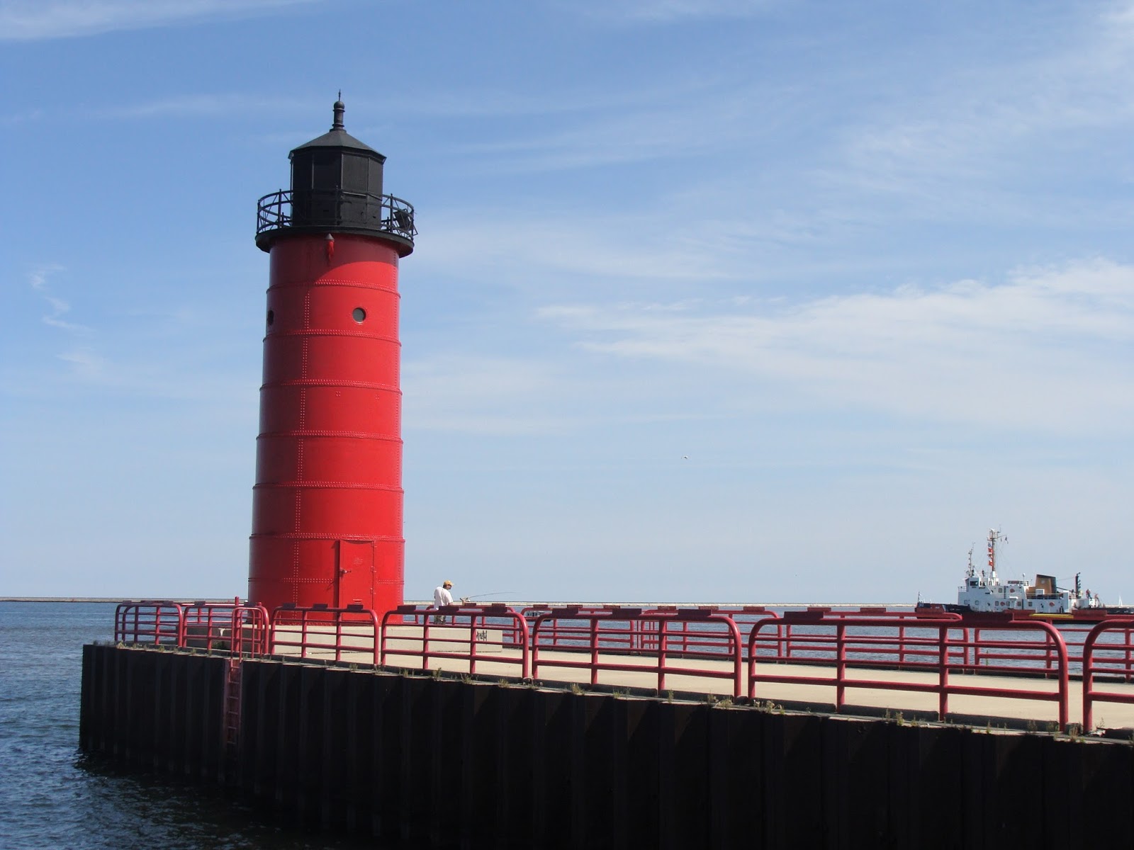 THE SIMMONS SAGA: Light Houses in Milwaukee, Wisconsin