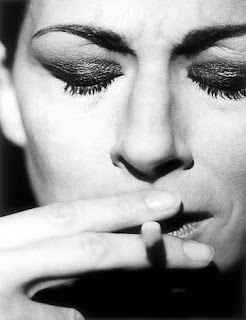 Dazzling Divas: Anjelica Houston