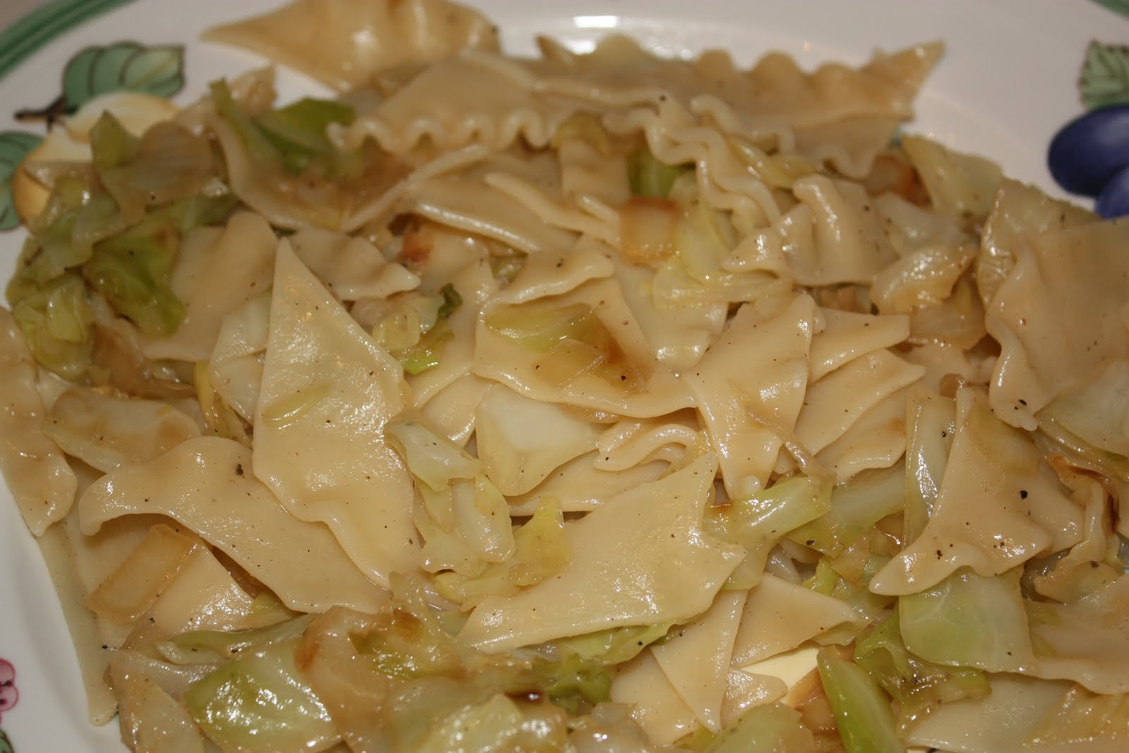 married to a meat-eater: Haluski