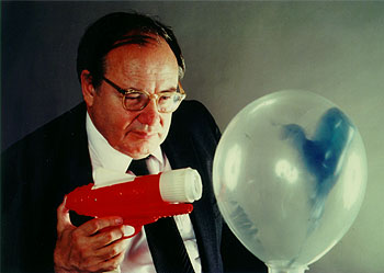 ΑΓΓΙΓΜΑ ΦΥΣΙΚΗΣ...: Σαν σήμερα ... 1921, γεννήθηκε ο Αμερικανός ...