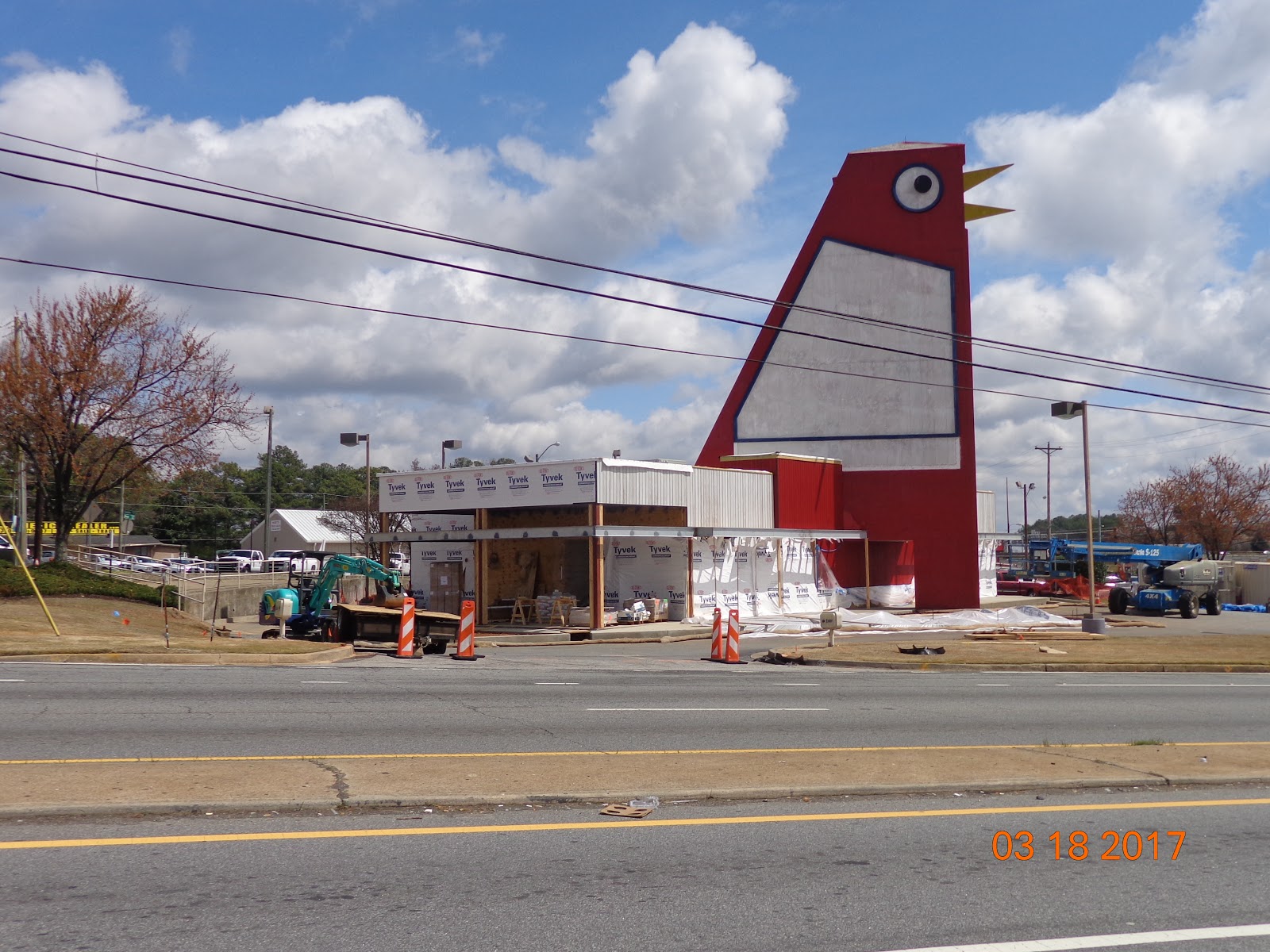 THE BIG CHICKEN: THE BIG CHICKEN - a Marietta landmark