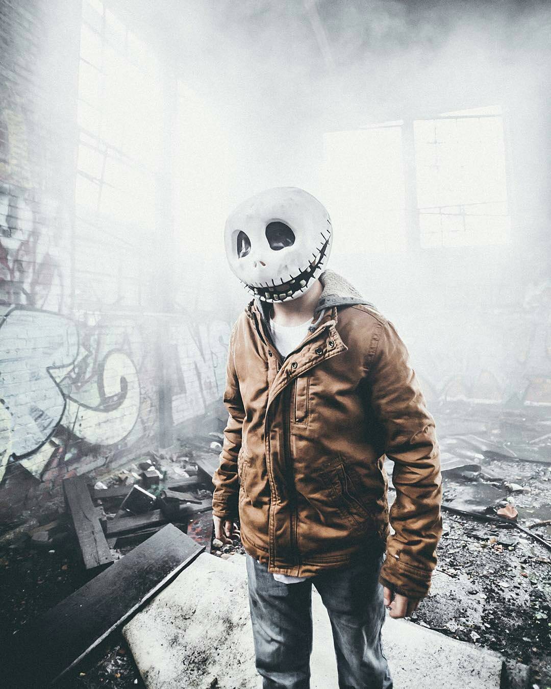 10 Foto Urbex Ini Dijamin Keren Banget!