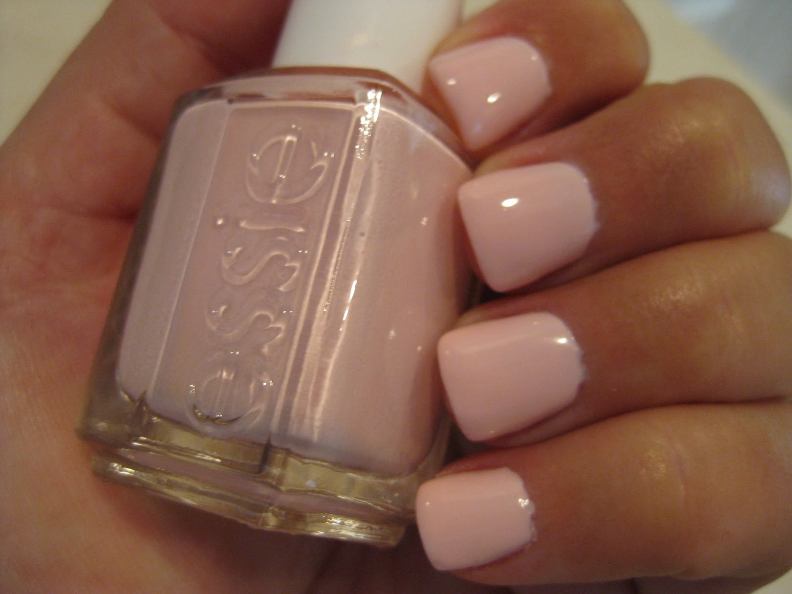Essie Nail Lacquer "Fiji"