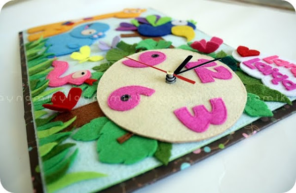 m i k y l a y n a: * handmade felt clock