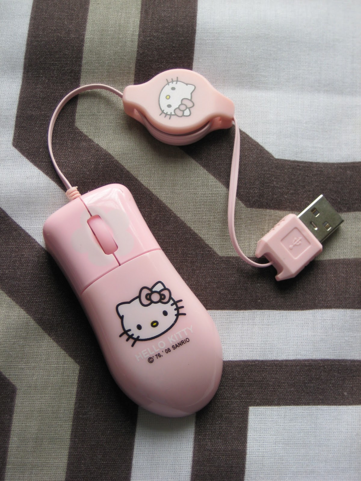 Sweet Tech!: Hello Kitty - Mouse!