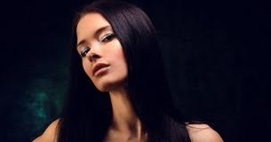 How to become a glamour model