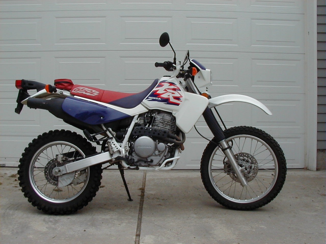 BIKES WALLPAPERS: Honda XR250
