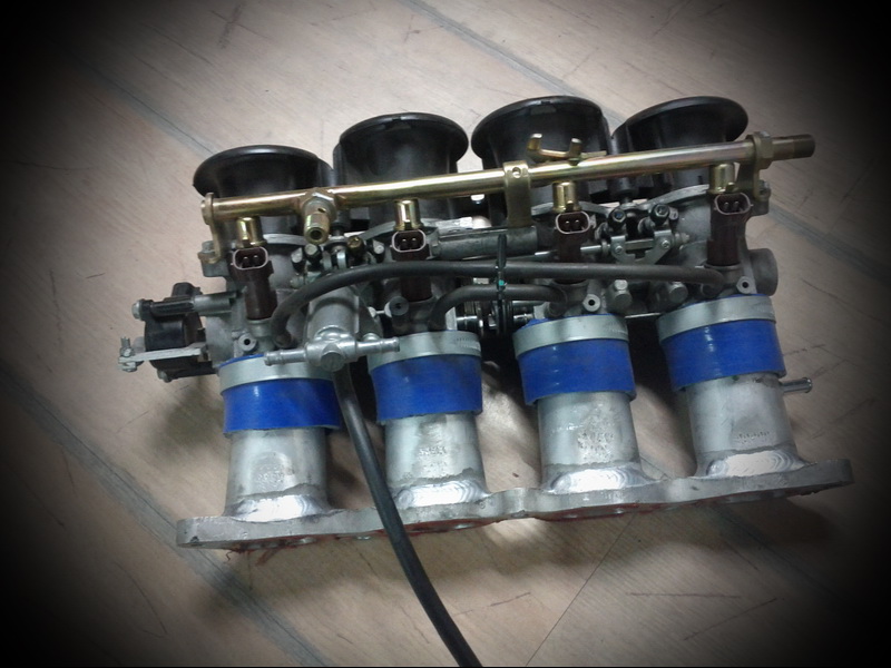 JDMbits: Yamaha R1 ITBs On Toyota Yaris Intake!