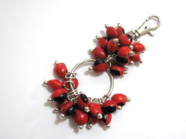 VA-NARIA Bisuteria hecha a mano: Huayruros Huayruros