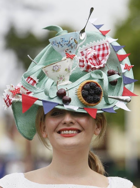 1001Archives: Most Beautiful And Weirdest Hat Designs For Women