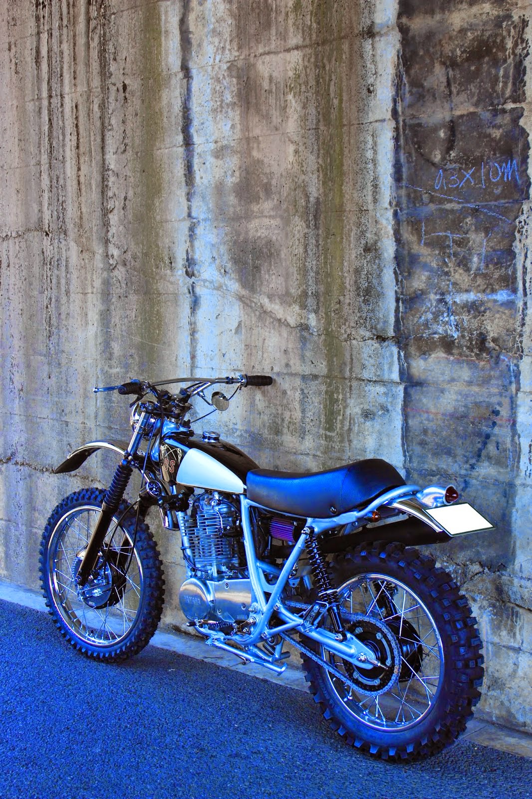 Rising Jack Kustoms: Yamaha SR500 VMX – Bratstyle