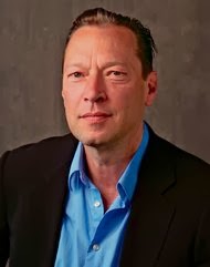 T.E. Lawrence: A Biographical Review: Lawrence in Arabia: War, Deceit ...