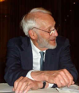 Pilonidal cyst on the butt: Pit Picking according to Bascom (Bascom I)