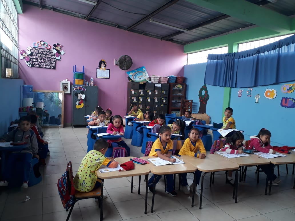 EDUCACIÓN GENERAL BÁSICA PREPARATORIA ~ Escuela de Básica "Juan Montalvo"