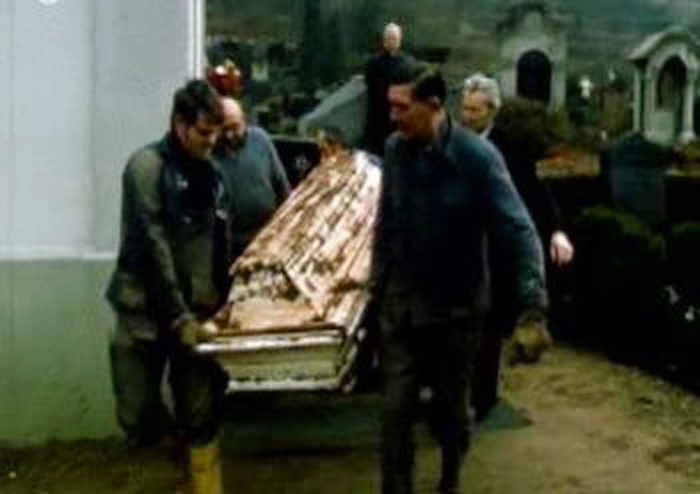 Defesa do Reino.: Libertação : O exorcismo de Anneliese Michel.