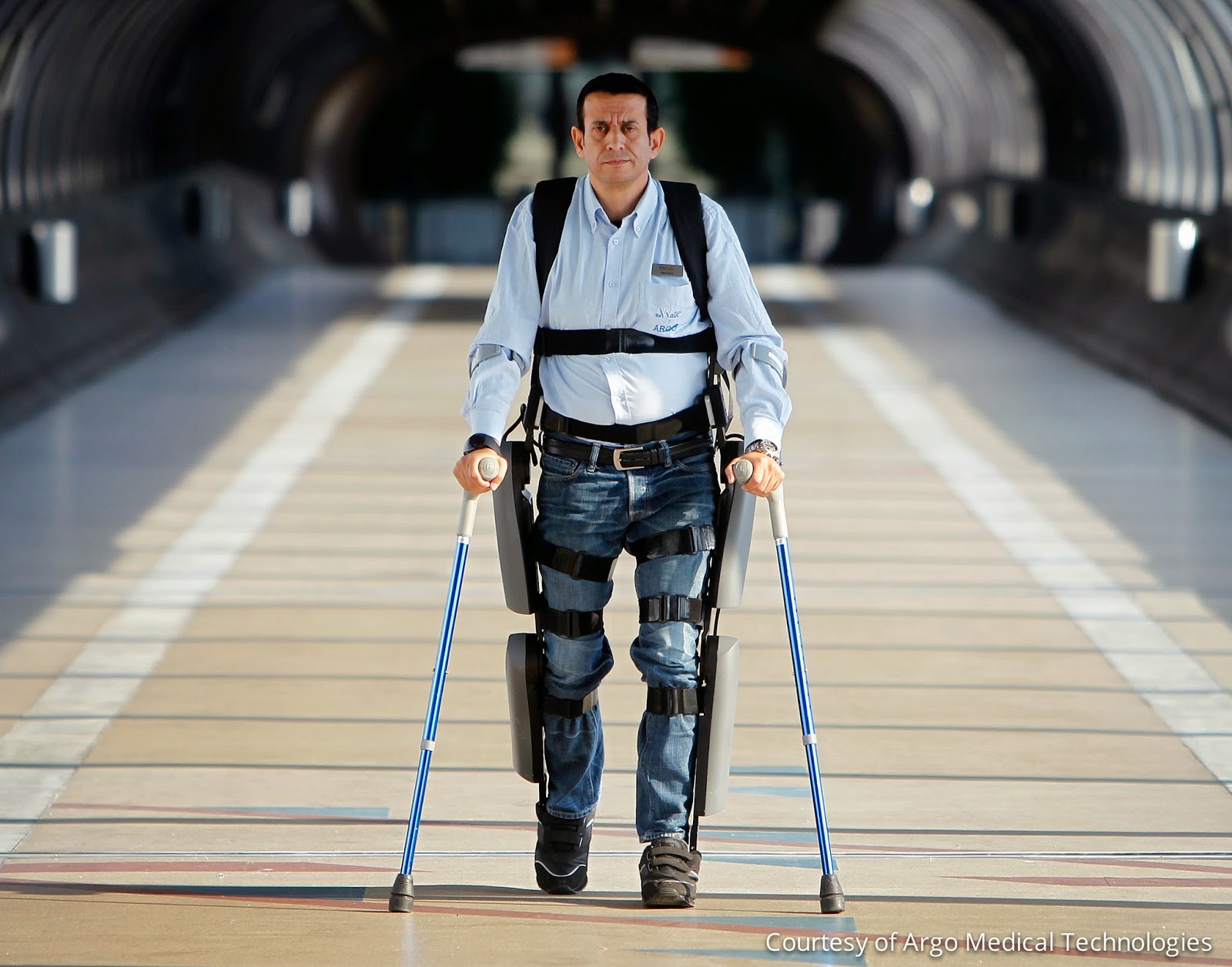 Fisioterapia: El ReWalk: Exoesqueleto para Volver a Caminar. #FDA