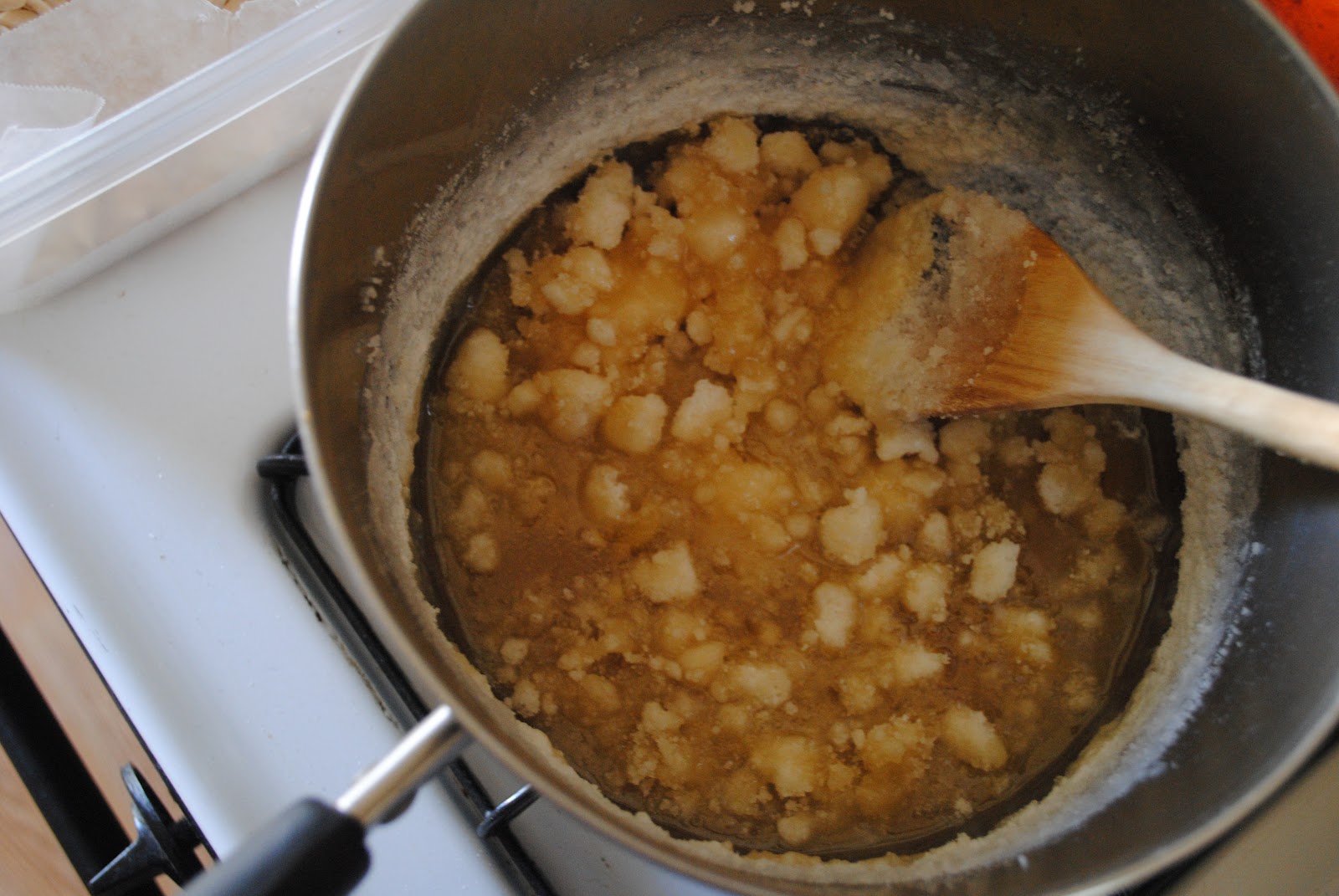 LaBelleMadeleine: Italian Traditions: Croccante Recipe