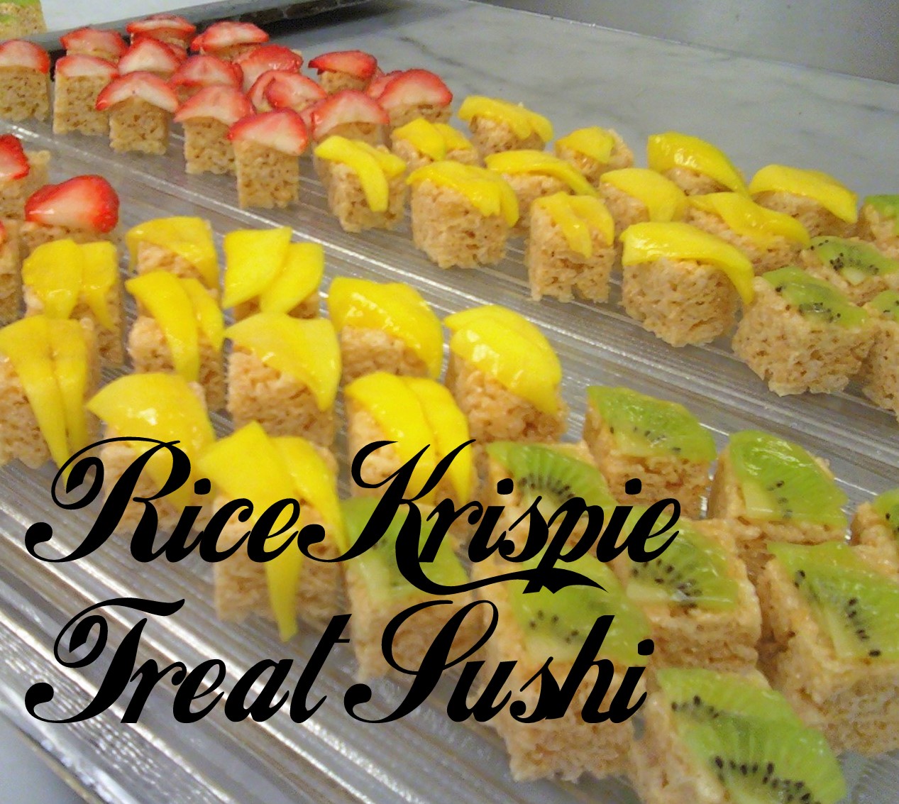 barefootbeadshawaii: Rice Krispie Treat Fruit Sushi