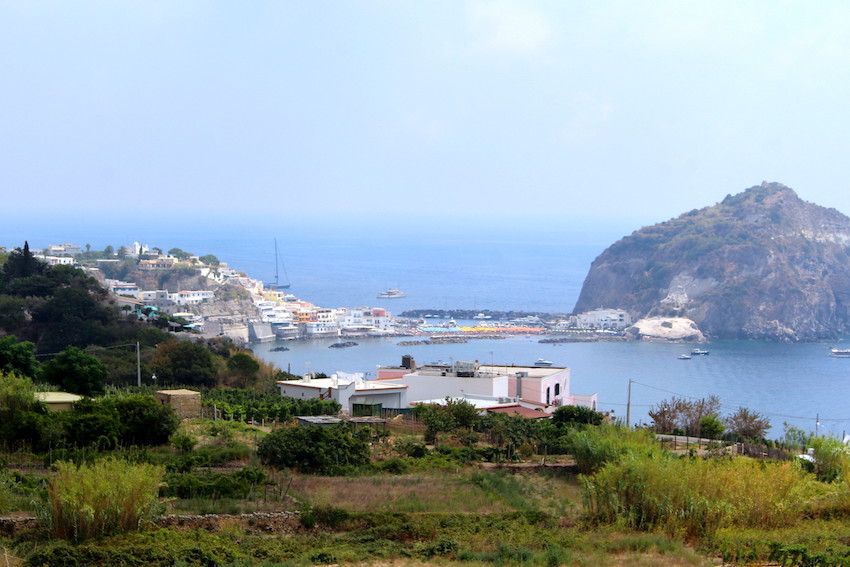 Panza auf Ischia - Ein kleiner & ruhiger Ort abseits des Tourismus ...