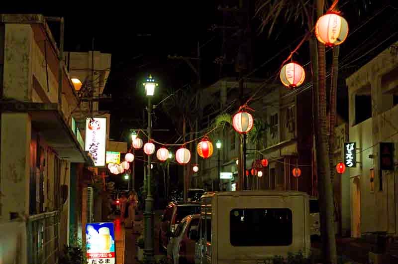 Ryukyu Life: Travel Photo: Nightlife in Kin Town