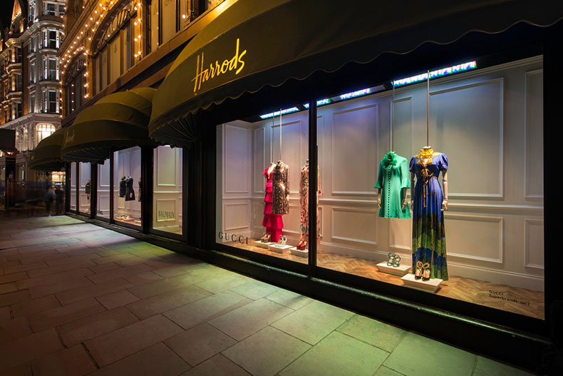 Marzua: Decoración de escaparates: tipologías y estrategias