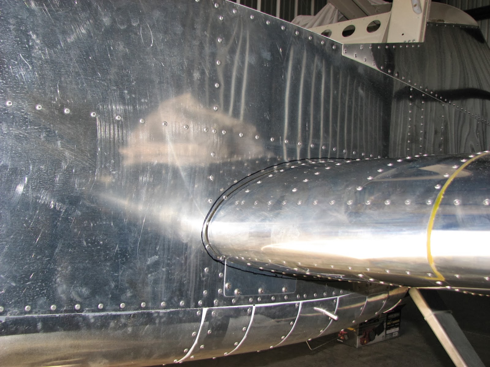 Torsten's RV-12: Trim Fixed, Wing Seals Installed