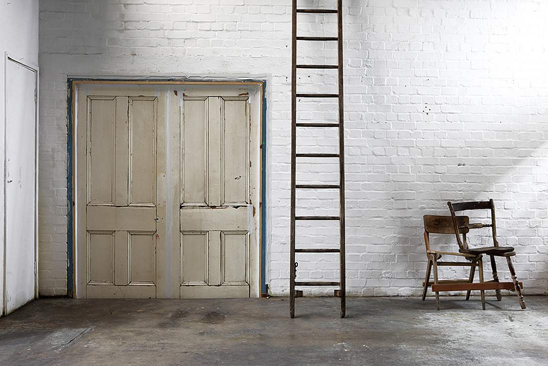 Industrial 1920s warehouse with vintage finds | home design ideas