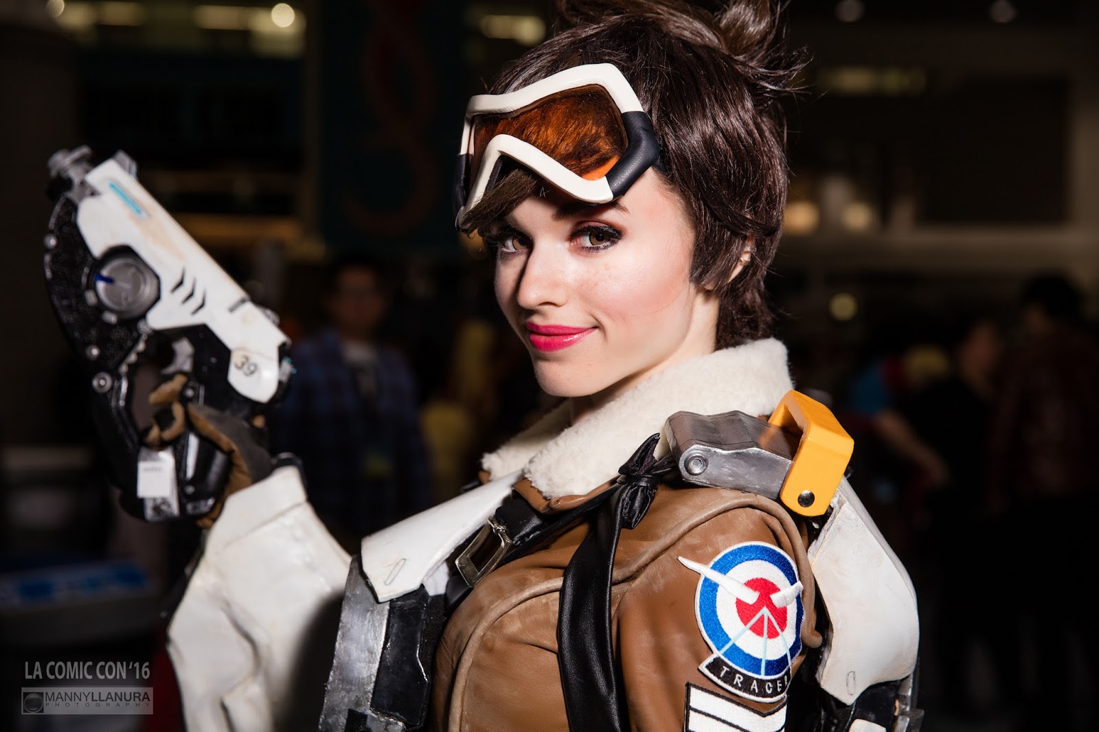 Manny Llanura Photography: Tracer Cosplay by Kaitlyn Siragusa (Amouranth)