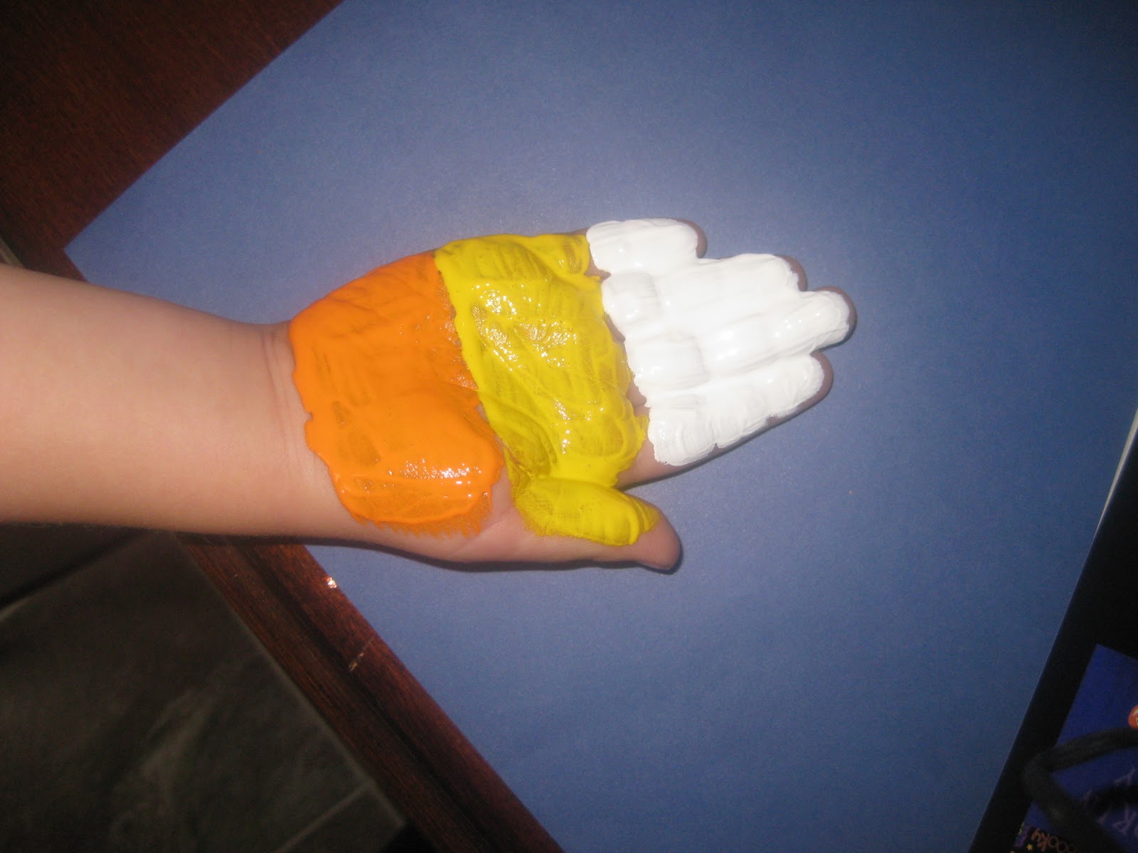 Kinda Crafty: Candy Corn Hands
